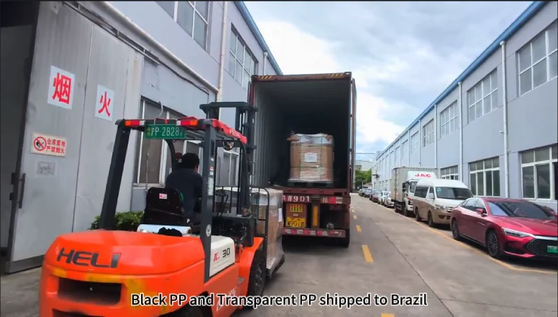 Today's shipment: 20 tons of black and clear PP sheets to Brazil - Desu ...